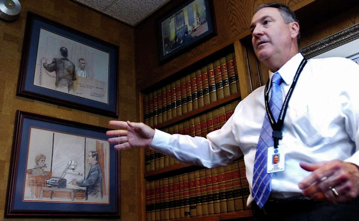 A look at Steve Hodges and court room sketching