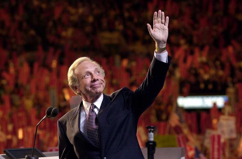 Lieberman to announce he won't seek re-election, sources say
