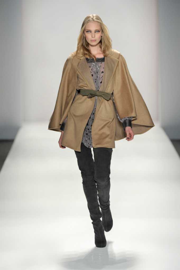 A silhouette that swings