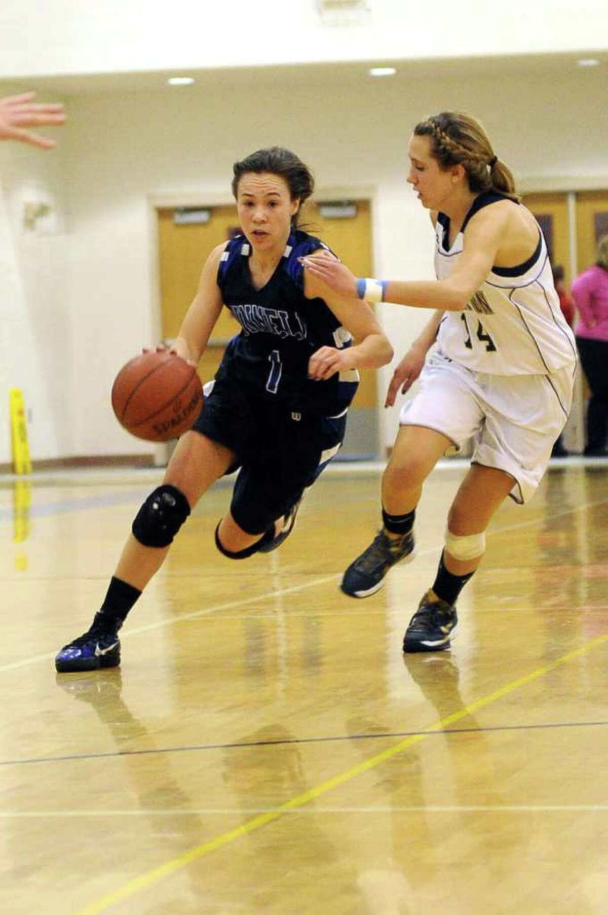 Thursday's high school roundup: Trumbull's Anderson gets 200th career win