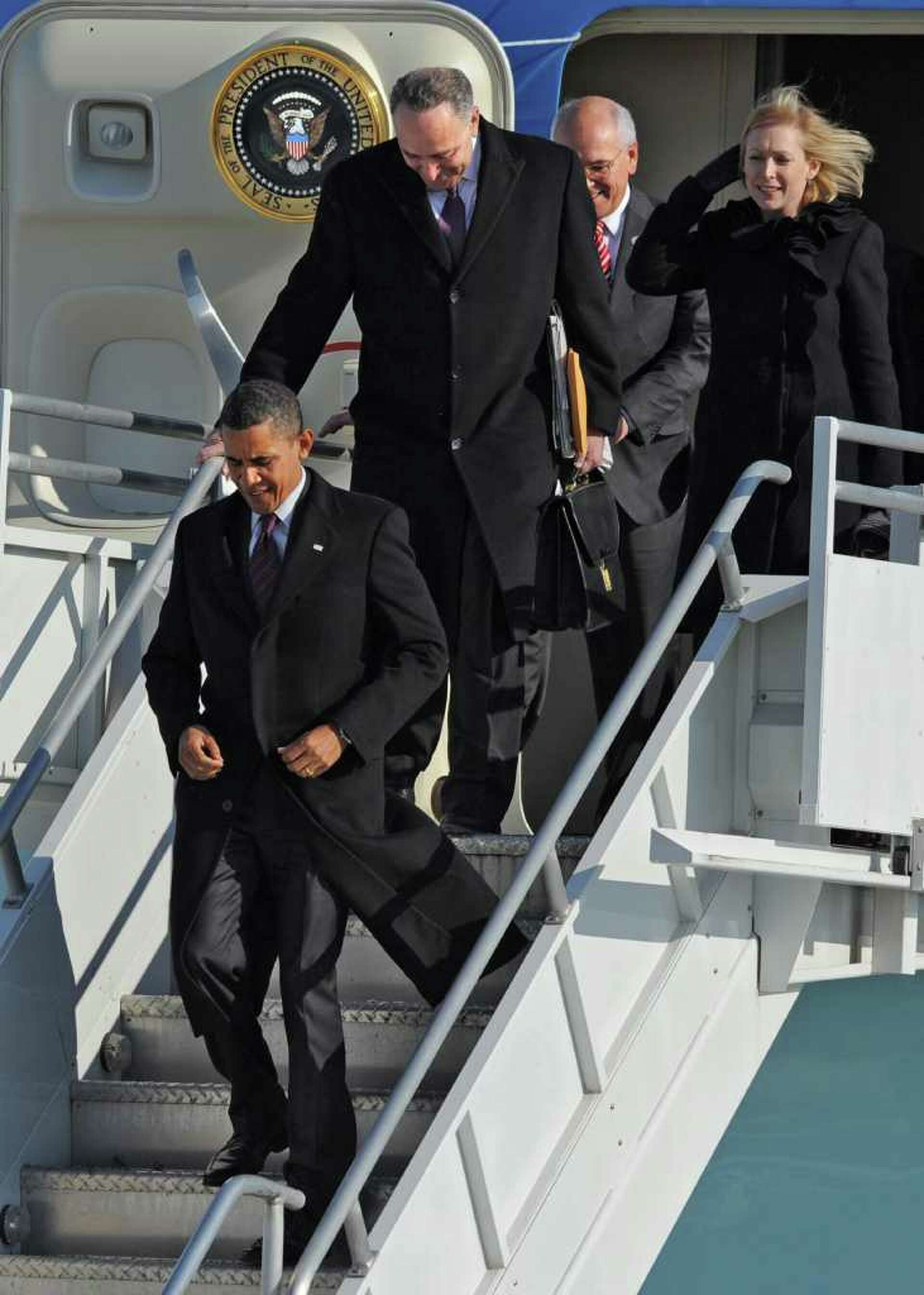 Obama lights up GE, Schenectady