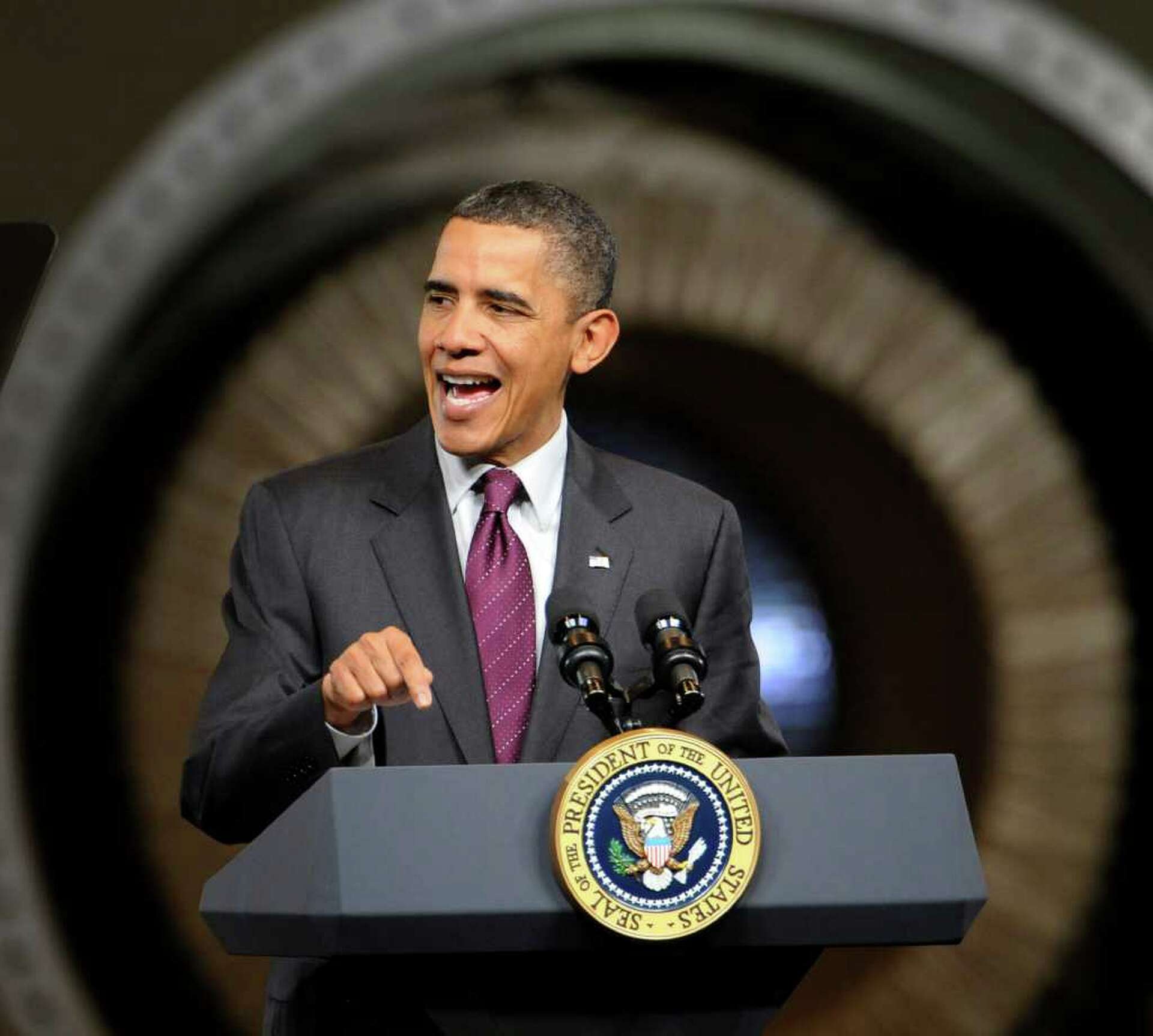 Obama sees a political charm in third visit