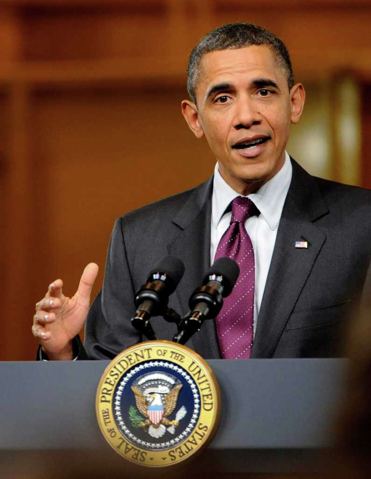 Obama sees a political charm in third visit