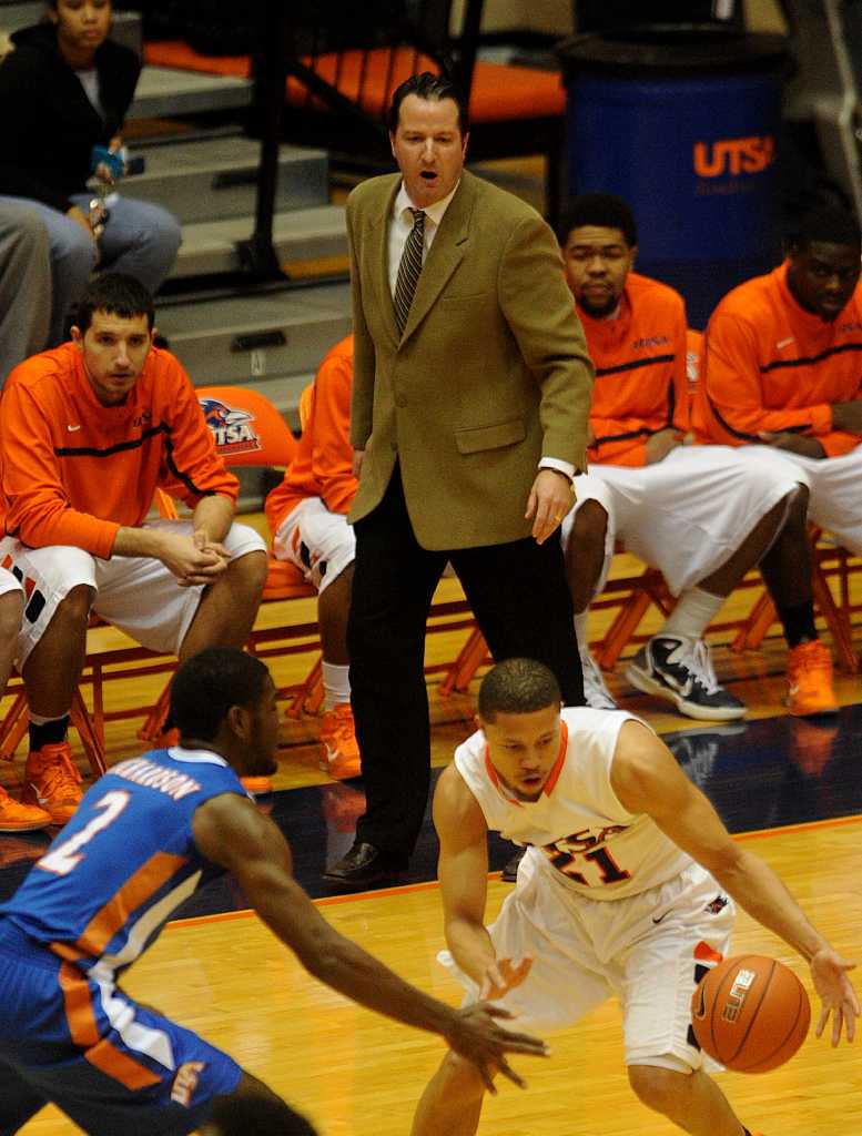 UTSA fights back, then holds on