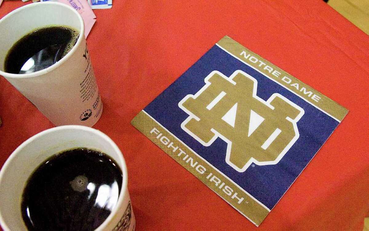 New Canaan's Hanratty officially signs with Notre Dame