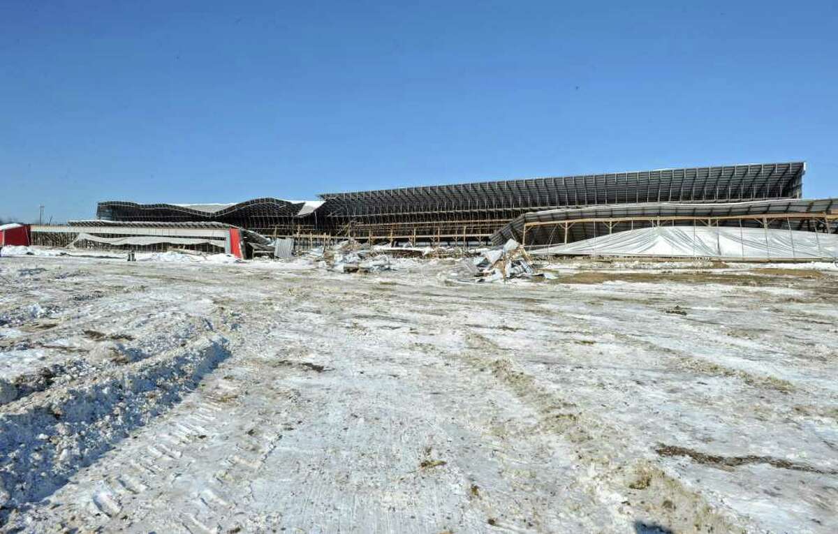 Barn collapse crushes at least 25 cows