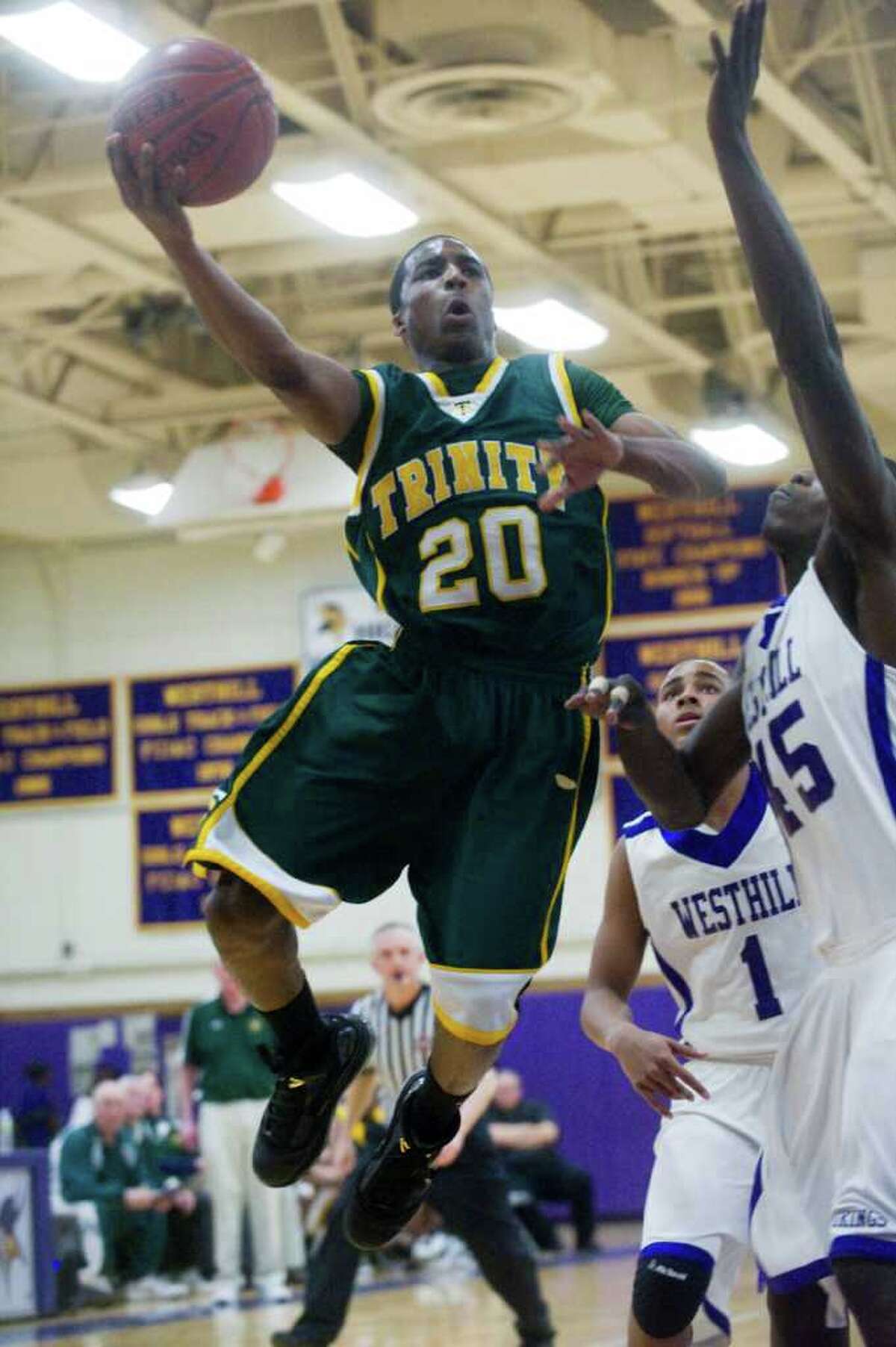 Thompson keys 3-point parade to lead Westhill over Trinity Catholic