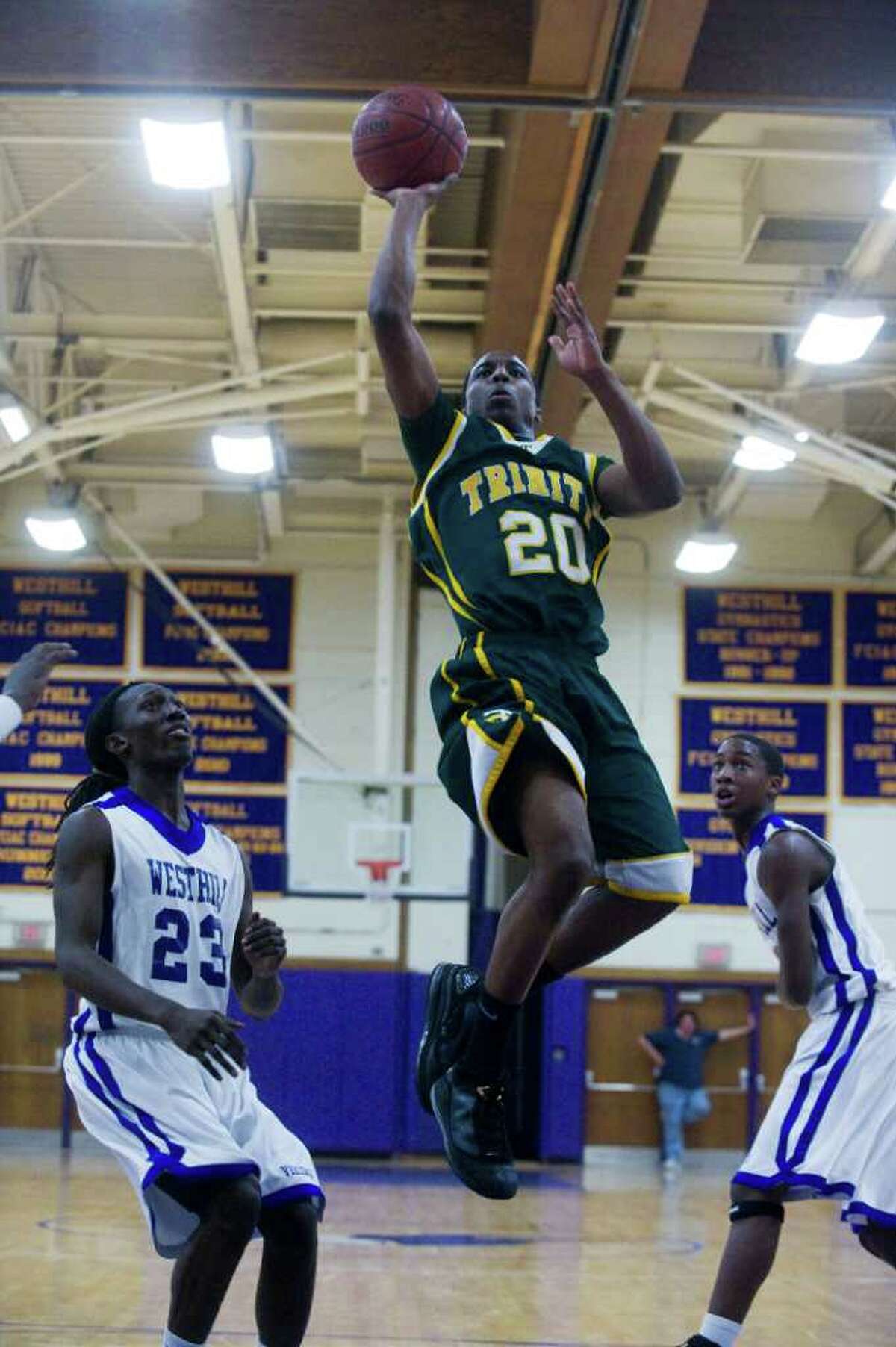 Thompson keys 3-point parade to lead Westhill over Trinity Catholic