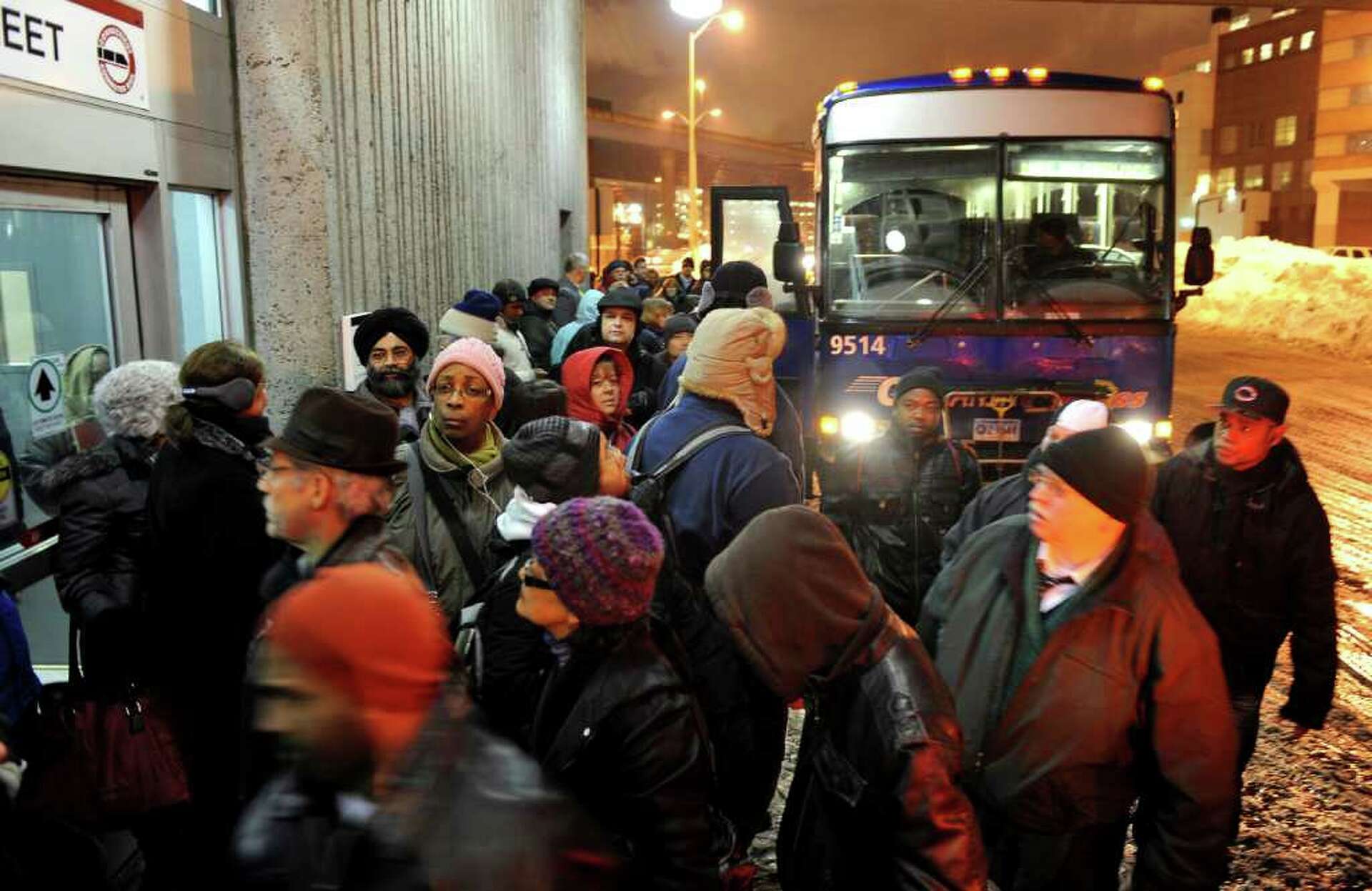 Metro-North woes derail Waterbury line