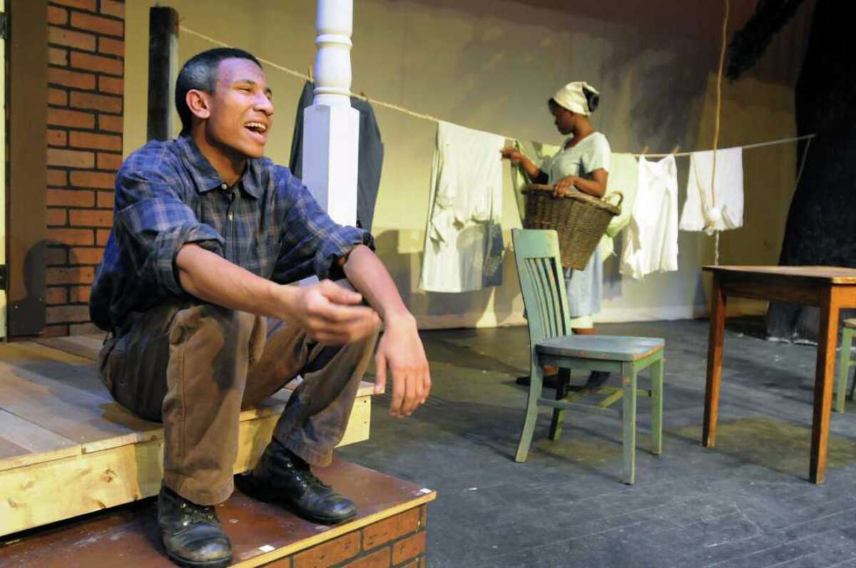 'Fences' roles provide real-life lessons