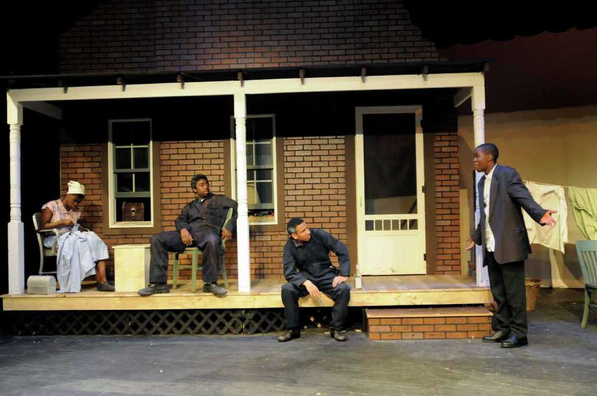 'Fences' roles provide real-life lessons