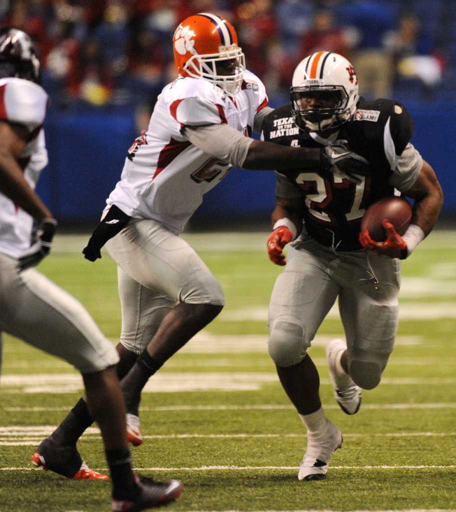 Team Texas wins NFLPA Game