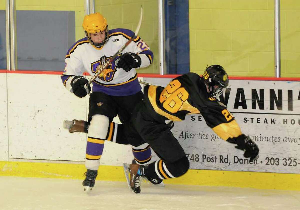 Westhill hockey holds off Hand