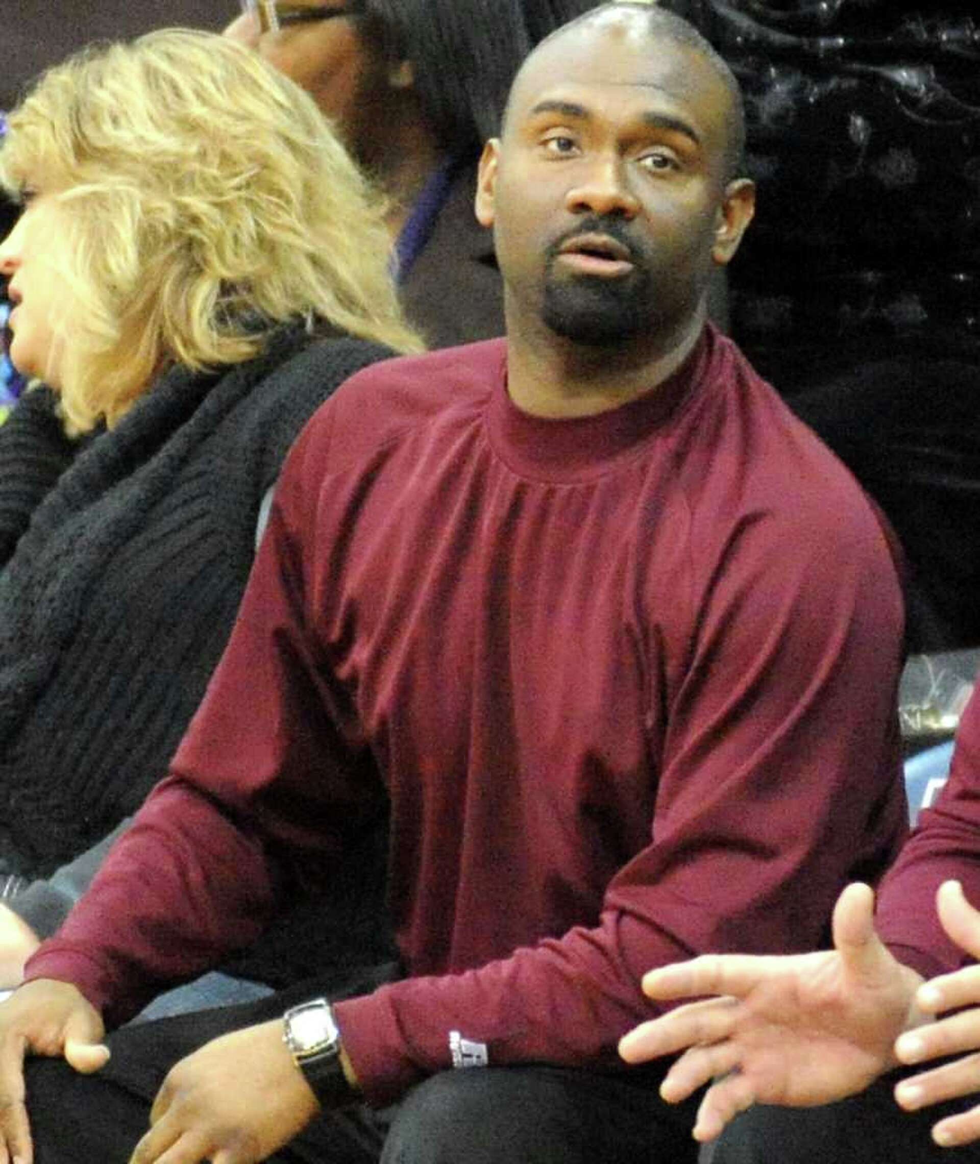 Silsbee boys win in coach's return from heart attack