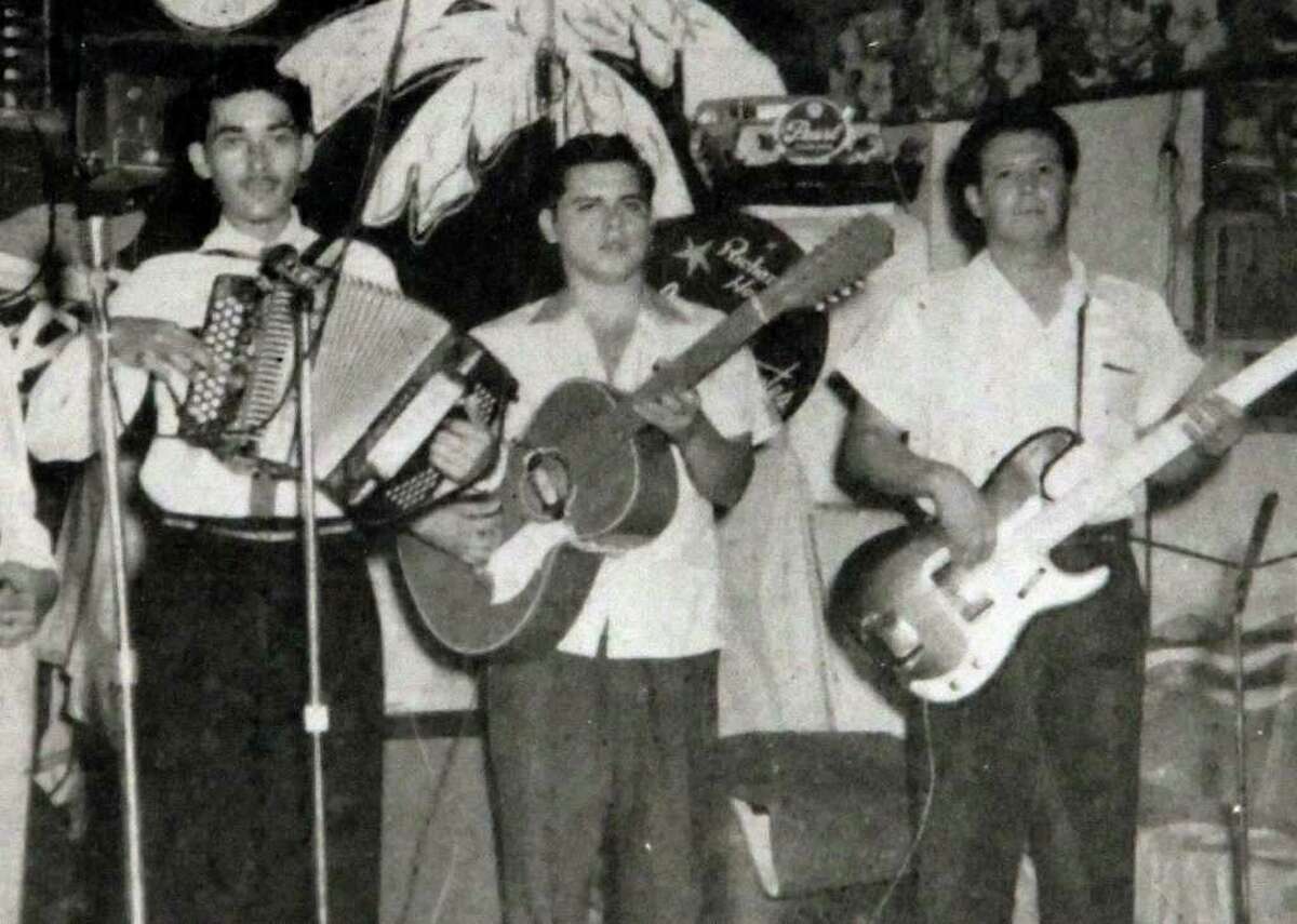 Flaco Jimenez to receive Lifetime Grammy Award