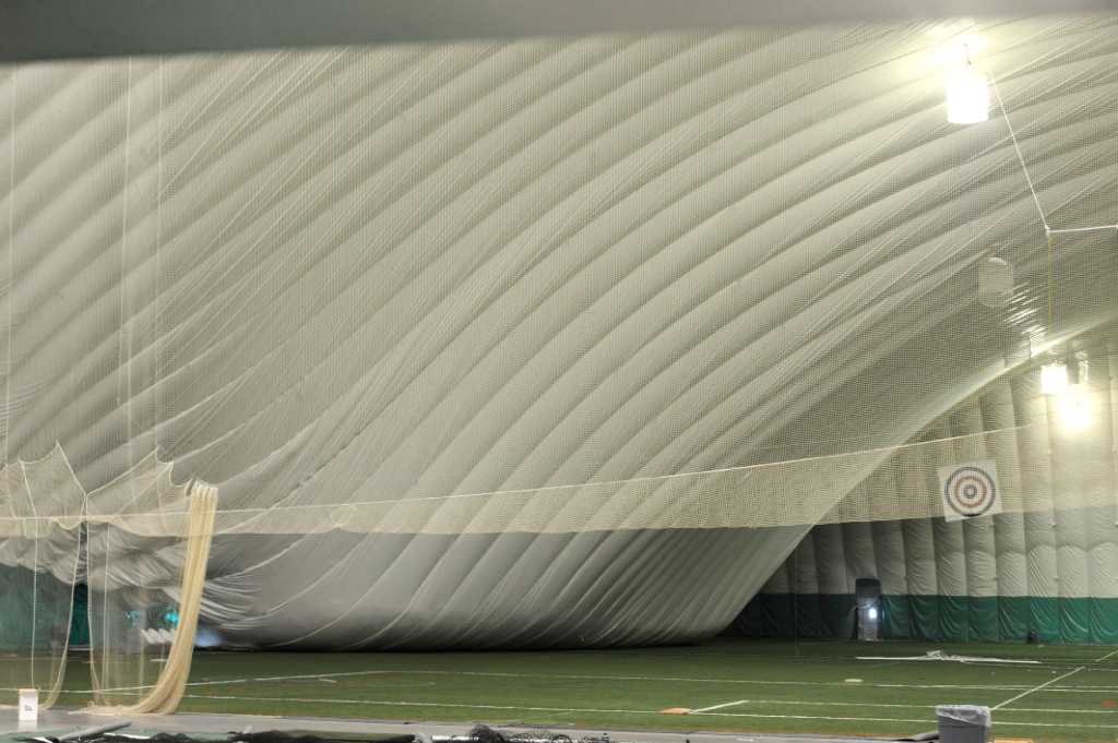 Snow fears remain at damaged dome