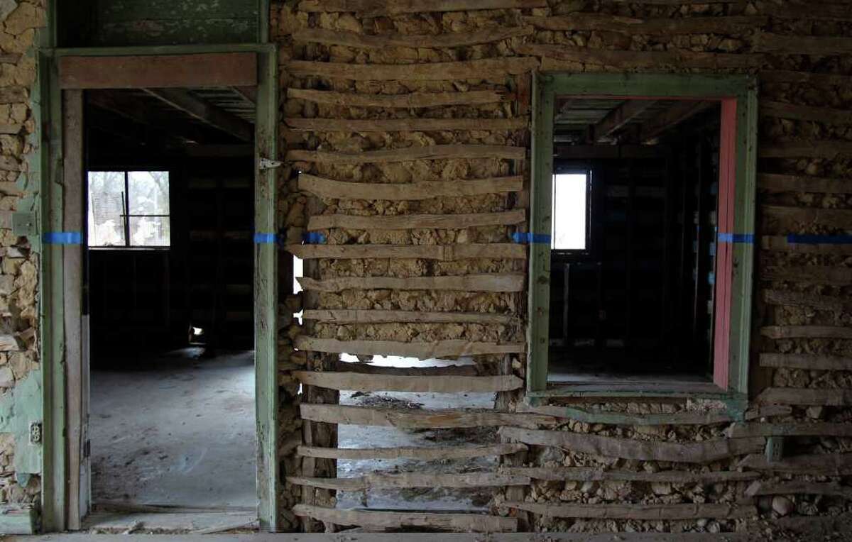 Historic jacales get needed attention