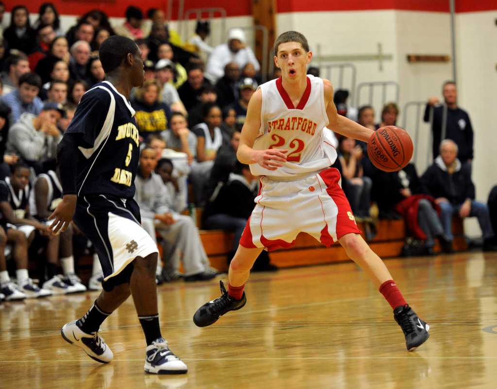 Stratford's Bajda scores 29, downs ex-ND mates