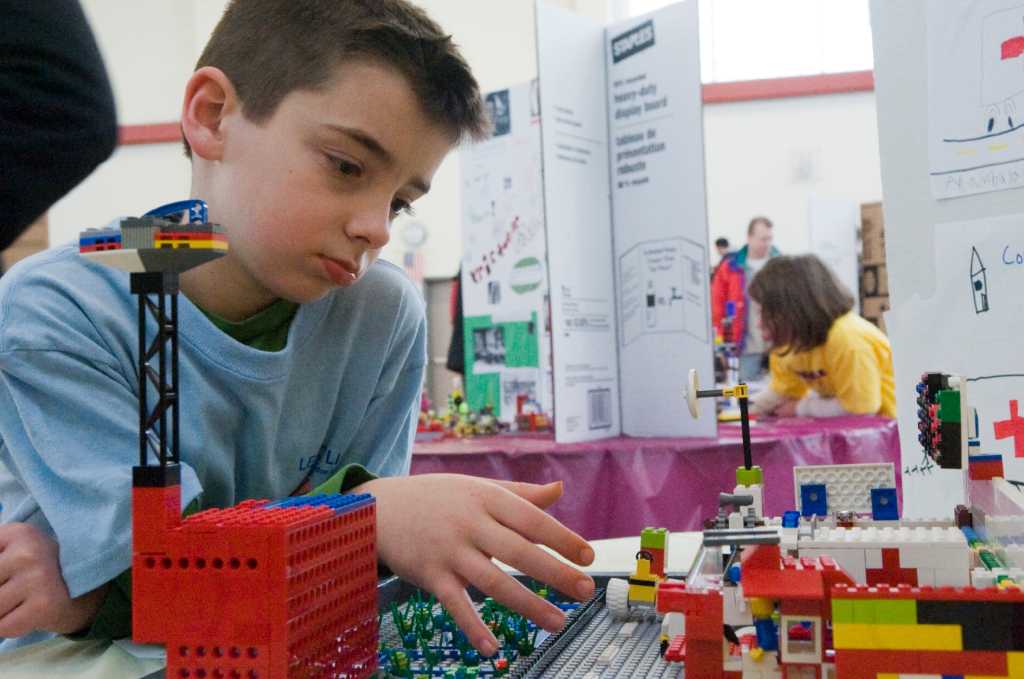 Students lock into teamwork at Lego competition