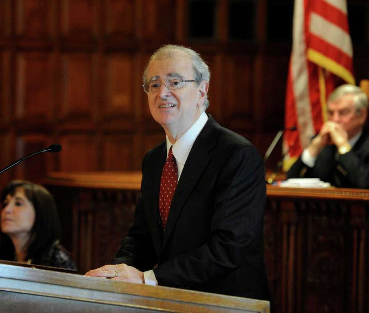 Top judge tightens donor rule