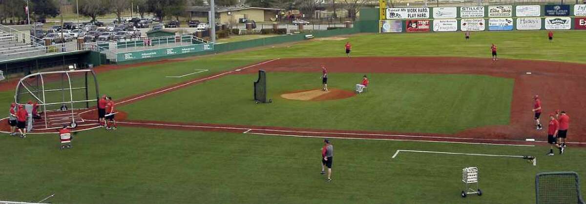 Flu shots have Lamar baseball feeling good as season starts