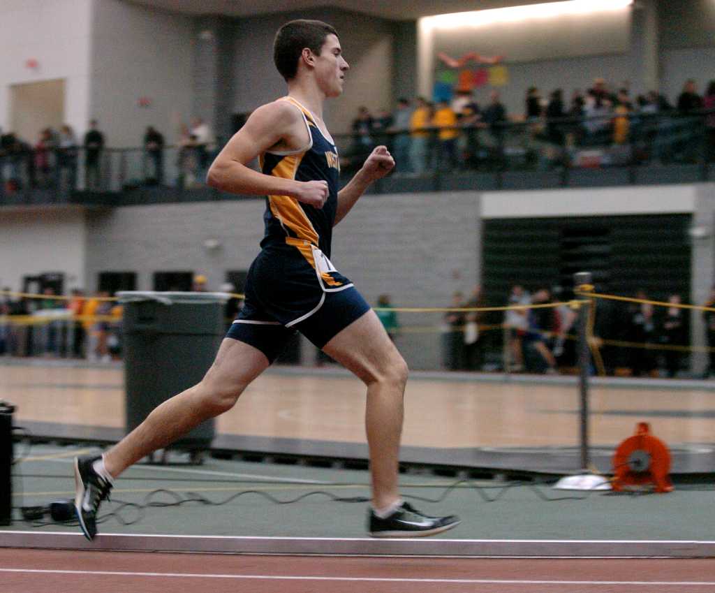 Vento leads Weston to 4th place tie