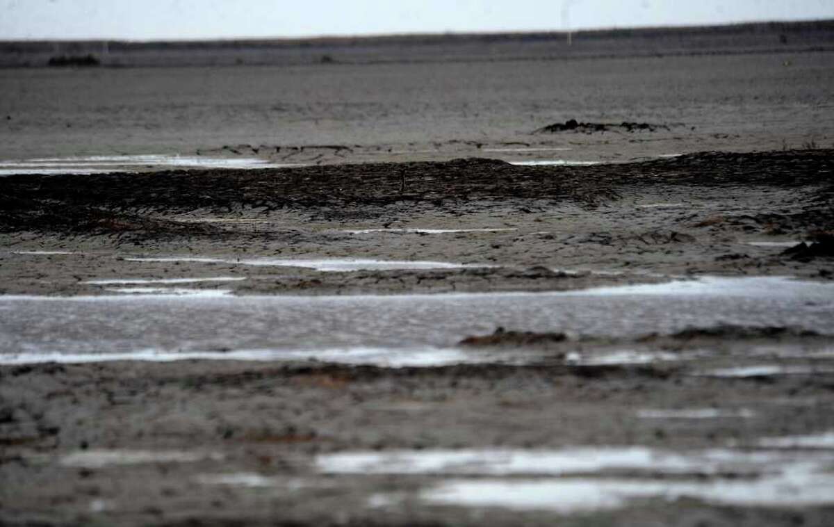 Sludge project could boost fishing conditions at Keith Lake