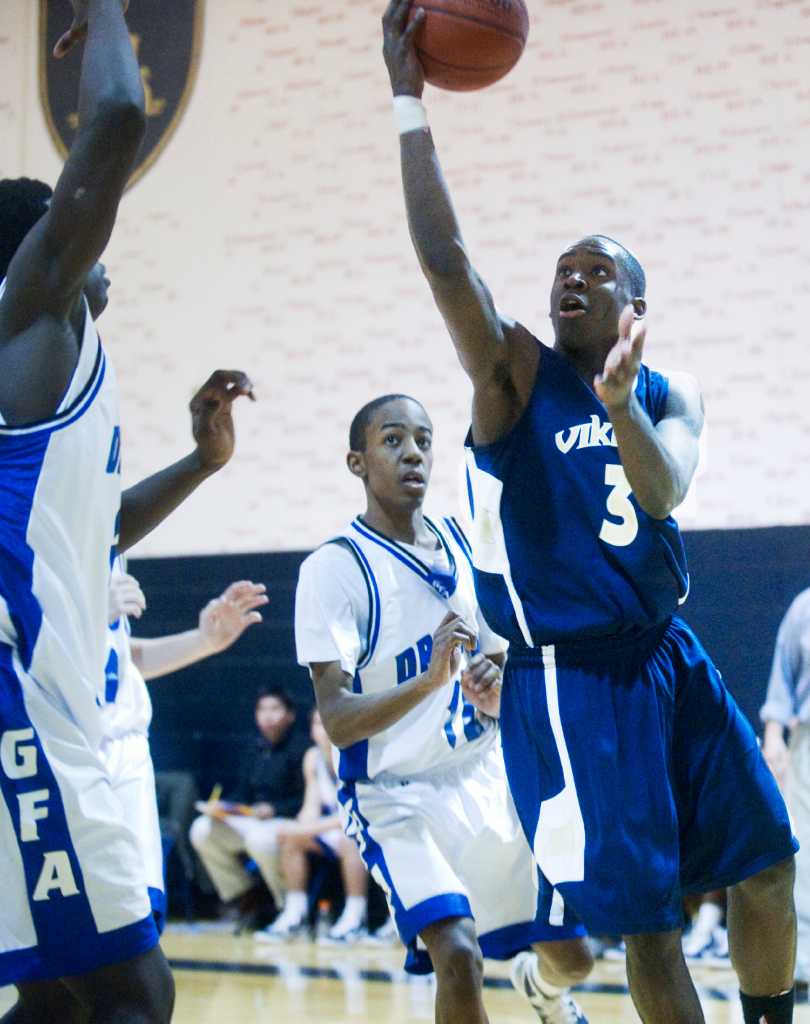 Tre Tipton joins King basketball's 1,000-point club