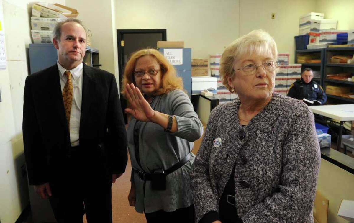 Clergyman wins Bridgeport election