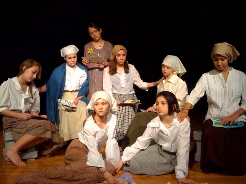 Play honors Holocaust victims