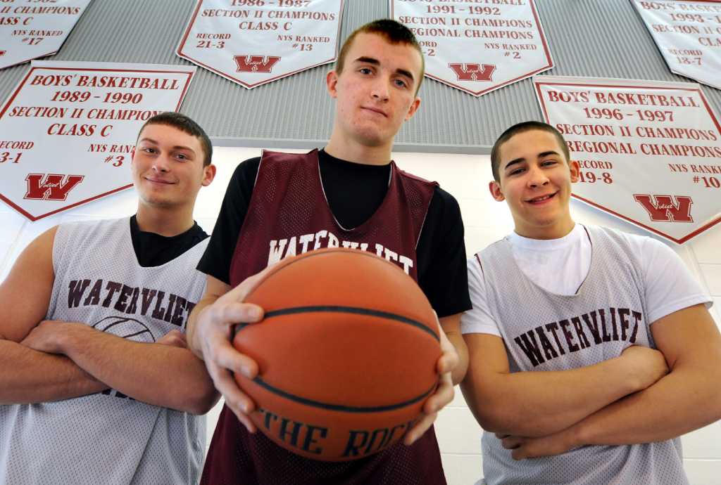 Cannoneers' front line is at the top of the line