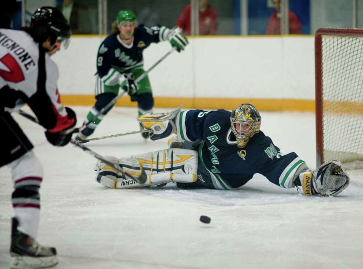 Whalers snap Aviators' winning streak at 21