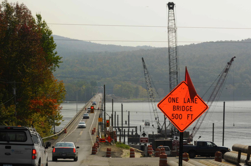 More supports go up for new Batchellerville Bridge