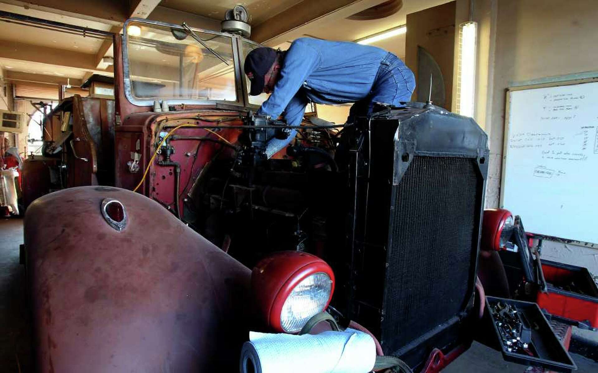 Firefighters rolling out plans for fire museum