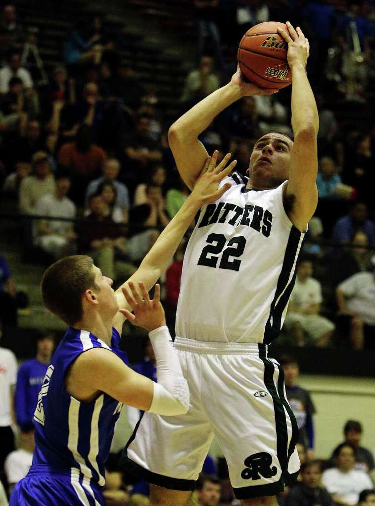 MacArthur 57, Reagan 52