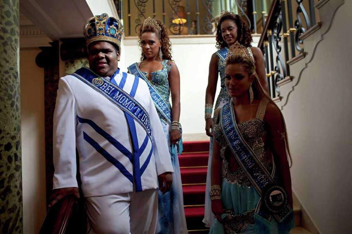 Rio's Carnival bacchanal opens, city celebrates