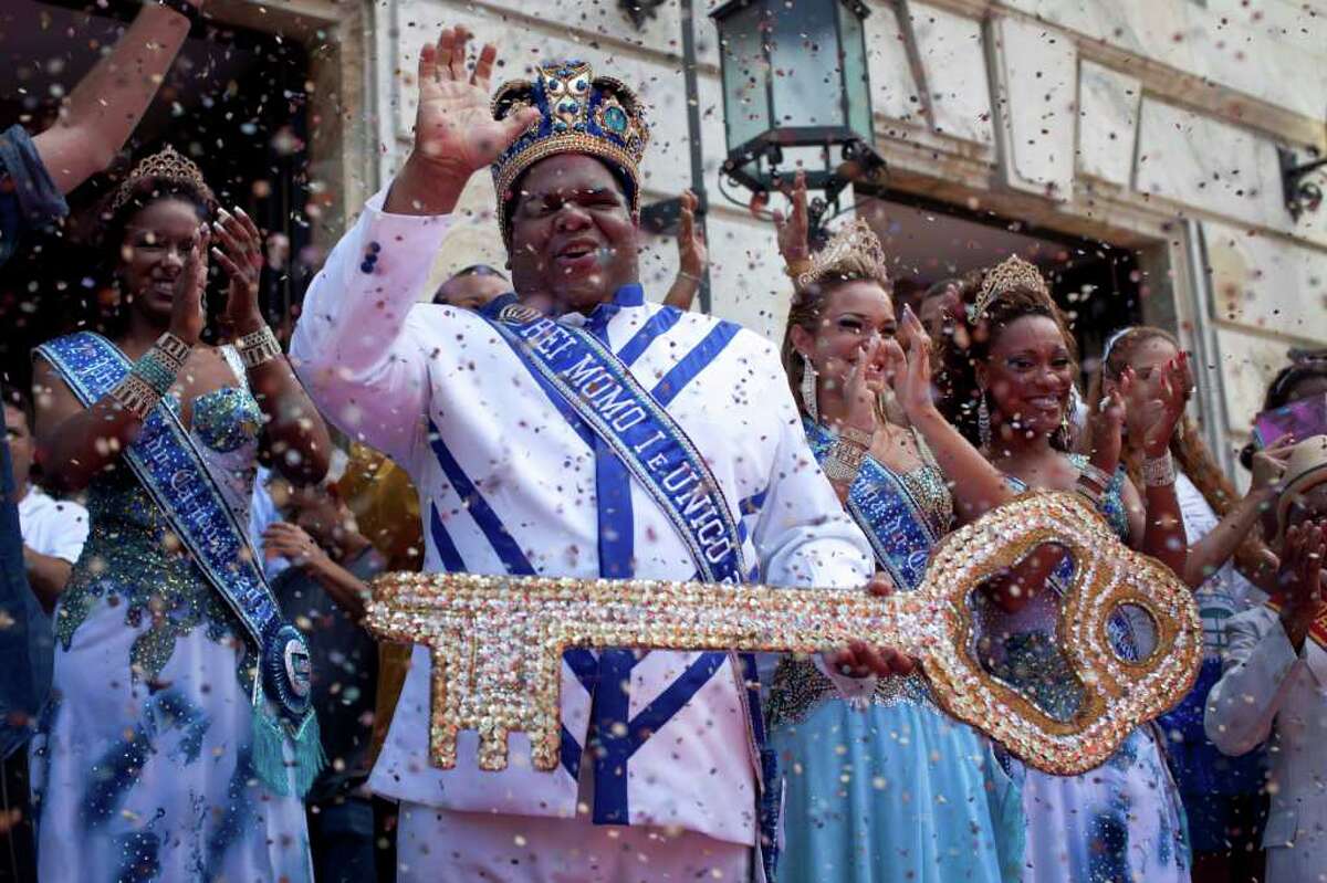 Rio's Carnival bacchanal opens, city celebrates