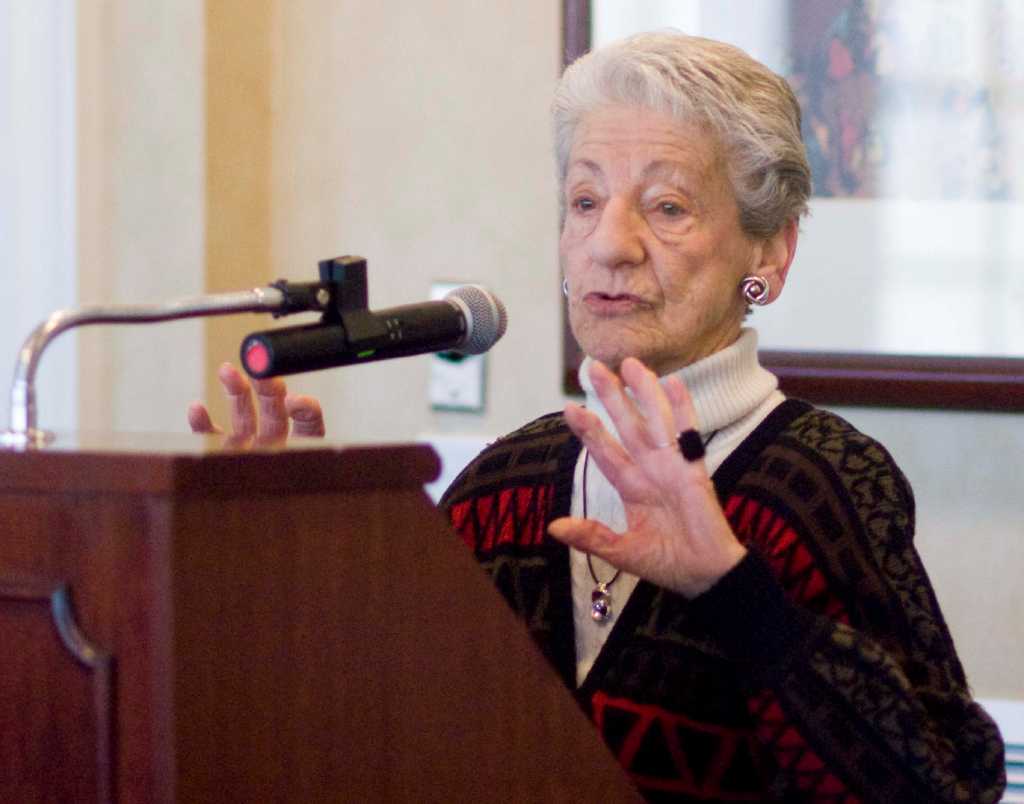 Ridgefield woman tells of her World Warr II travails