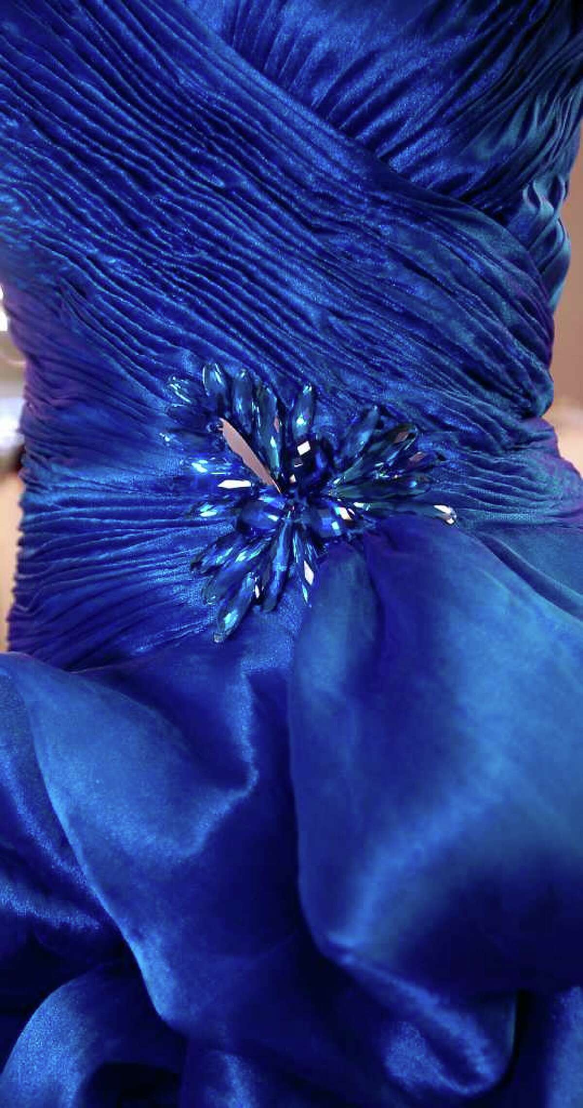 Funky formal: Prom dress styles vary for Southeast Texas teens