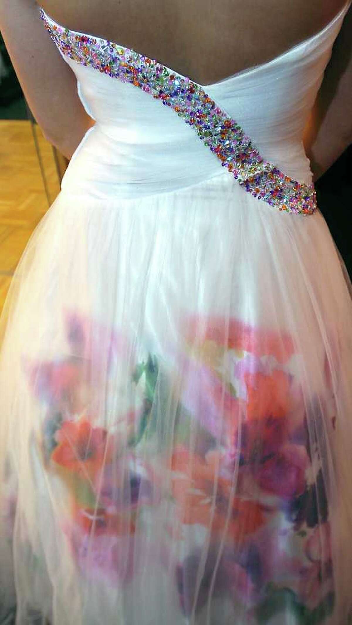 Funky formal: Prom dress styles vary for Southeast Texas teens