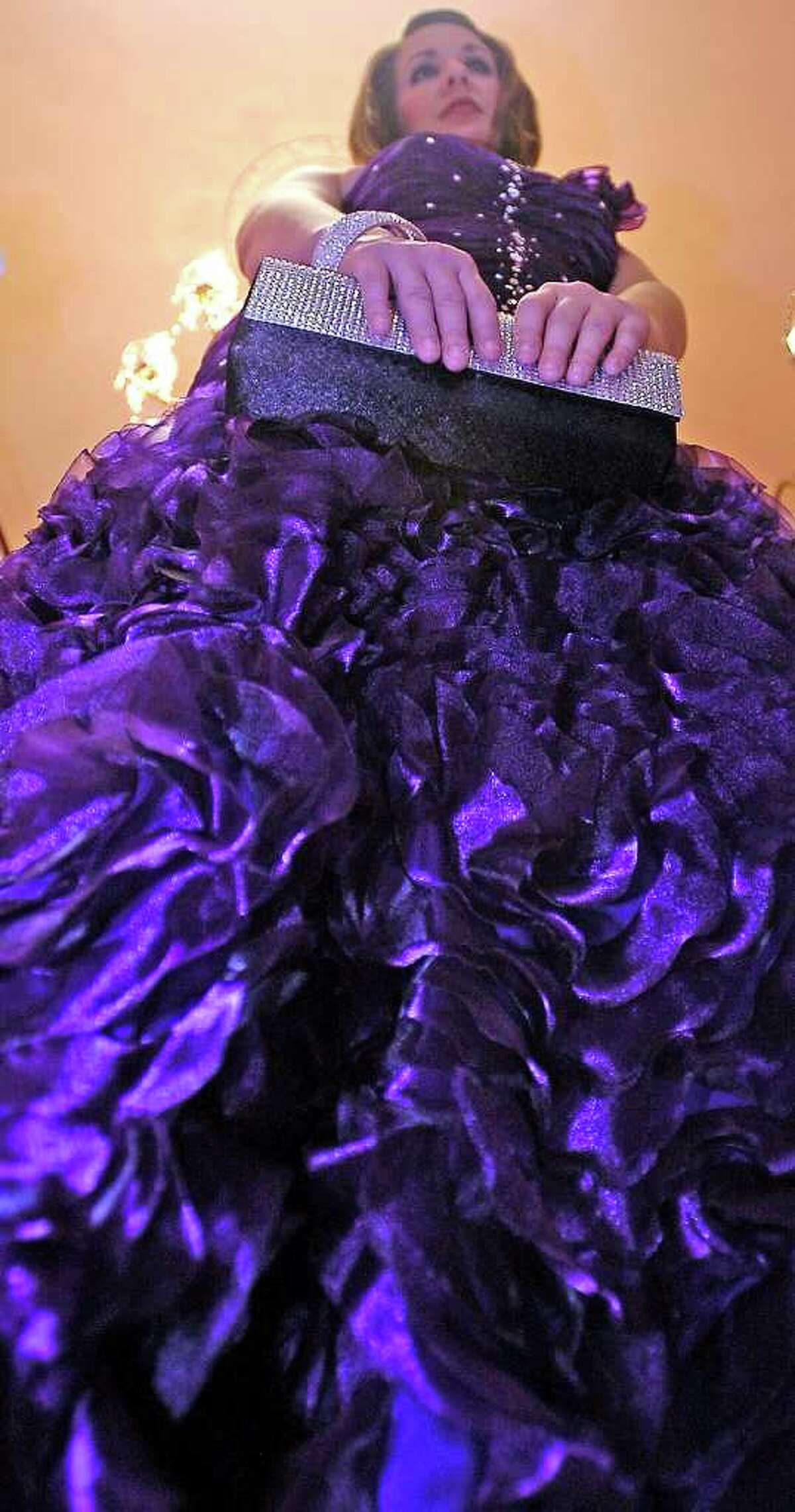 Funky formal: Prom dress styles vary for Southeast Texas teens