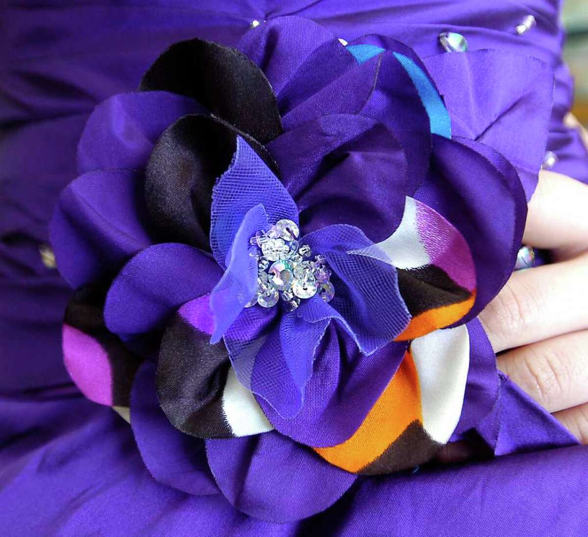 Funky formal: Prom dress styles vary for Southeast Texas teens