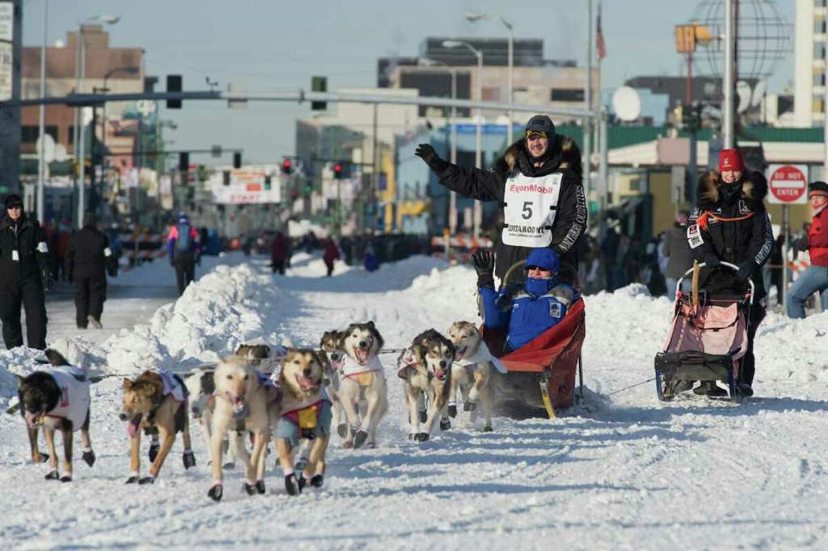 Iditarod mushers 150 miles out of Anchorage