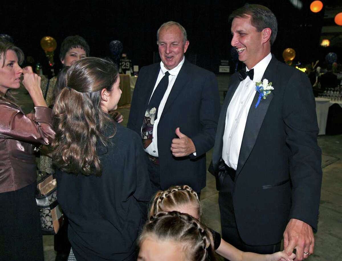 Detmer lived, fooled by a code