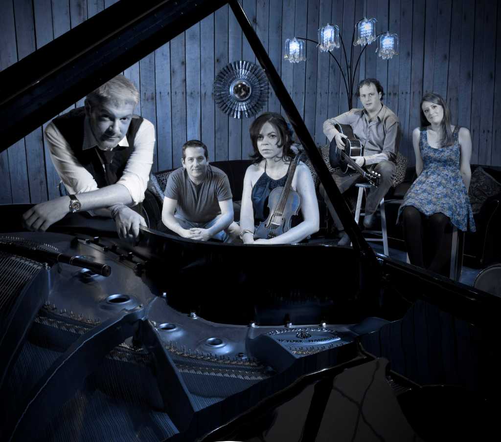 Traditional Irish band Solas coming to Fairfield