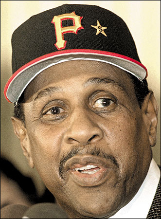 Pirates icon Stargell dies on day park opens
