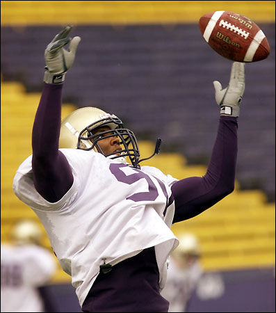 Ellis wows UW coaches