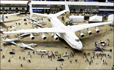 Boeing, Airbus go at each other