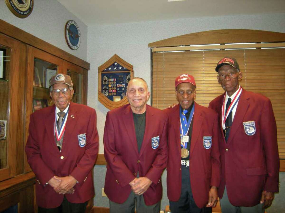 Remaining Tuskegee Airmen recount racial bigotry, days as pilots ...