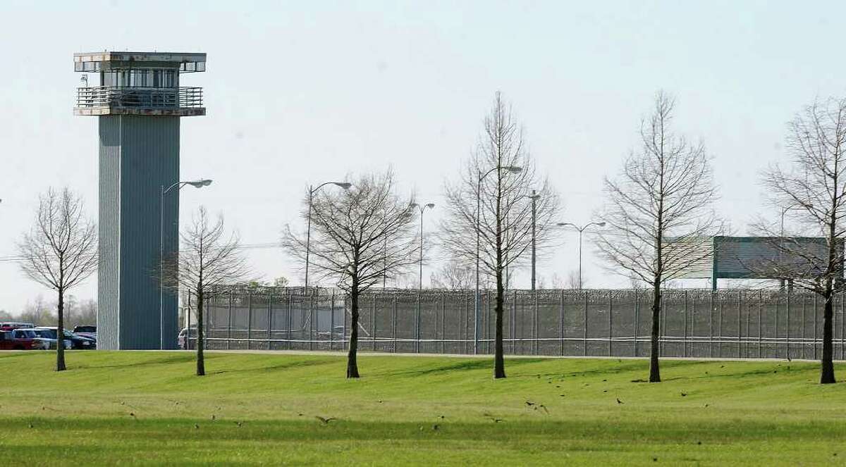 Watchdog: Stiles Unit has high rate of guards sneaking in cellphones